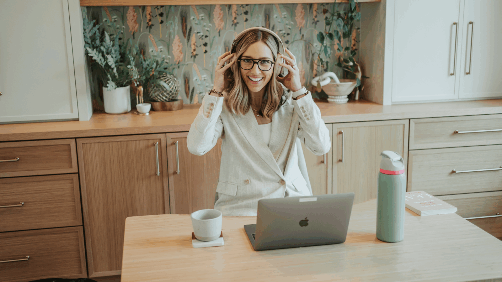 House Manager Job Description: What Every Busy Family Should Know ...